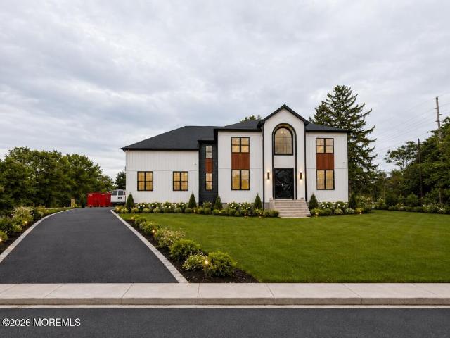 23 Orchard Parkway
