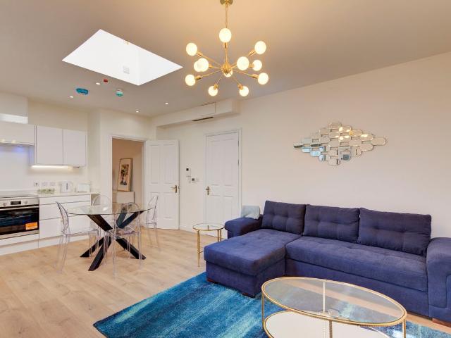 23 Phoenix Road, London NW1, 1 bed flat to rent, £2,710 pcm | PrimeLocation