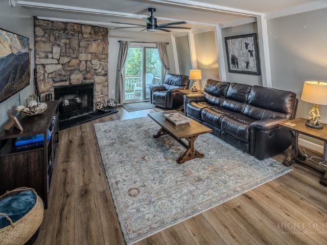 23 Pinetop B