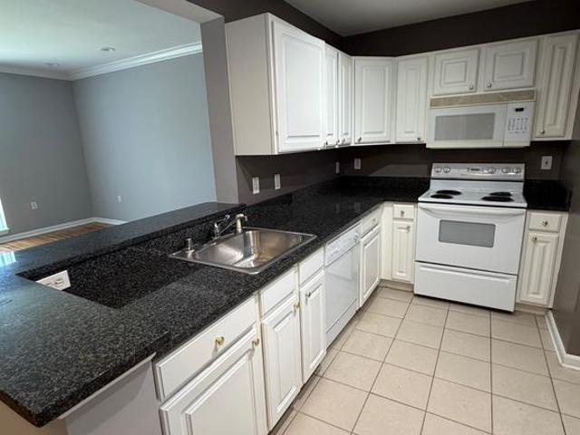 23 Pierside Drive # 428