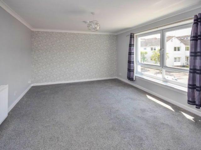23 Pitreuchie Place Forfar, Angus, DD8 2DG
