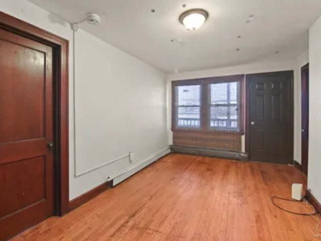 23 Portland St 3 Bedroom Condo for Rent at 23 Portland St, Middletown, CT 06457