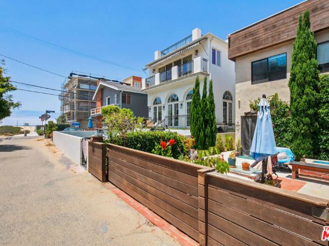 23 Privateer Street