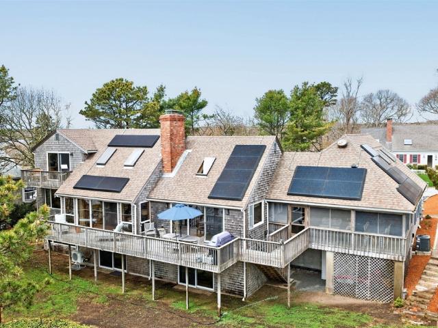 23 Prince Charles Drive