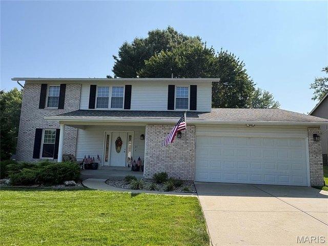 23 Raintree Ct, Saint Peters, MO 63376