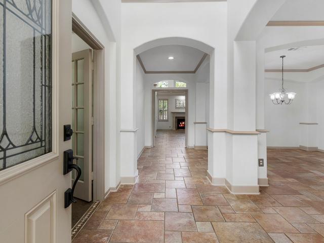 23 Rustic Bend Place