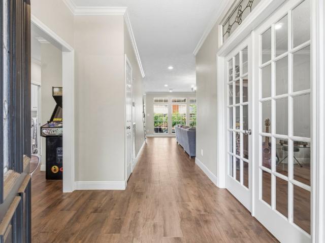 23 Rustic View Court