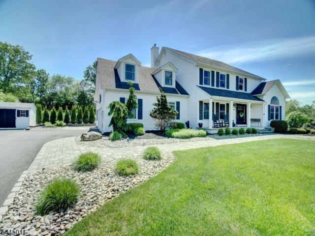 23 Ryerson Rd