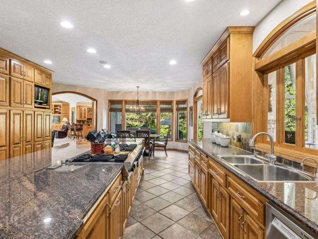 23 Scotch Pine Circle