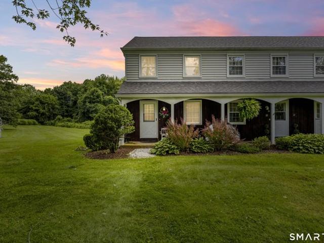 23 Seymour Rd Unit 2A, East Granby, CT 06026