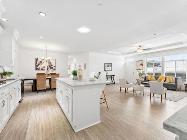 23 Shoal Dr