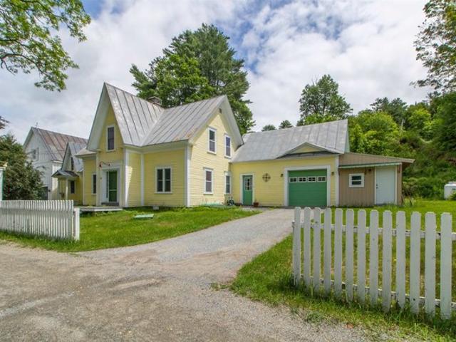 23 Short St, Corinth, VT 05039