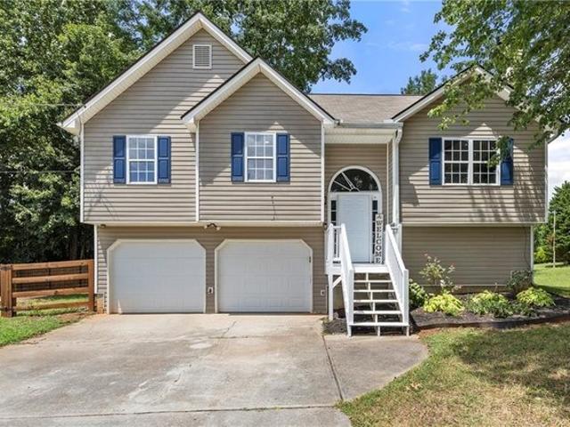 23 Shadow Ridge Dr, Dallas, GA 30157