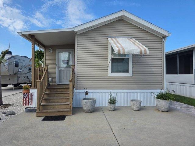 23 Shell Rd, Okeechobee, FL 34974