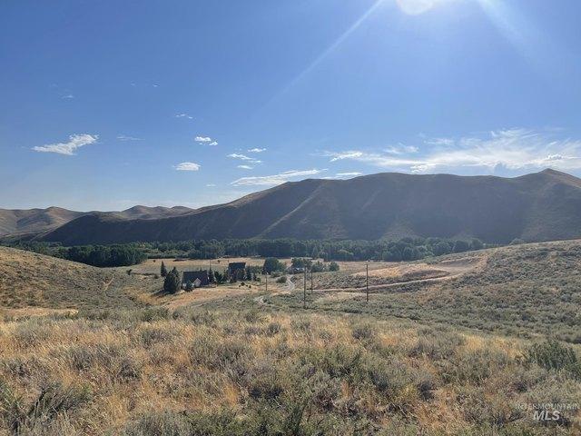 23 Silver Trl, Fairfield, ID 83327