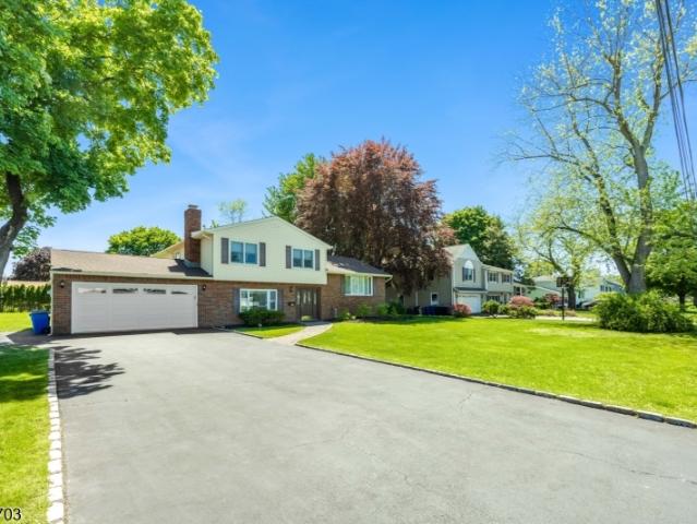 23 Slingerland Ave