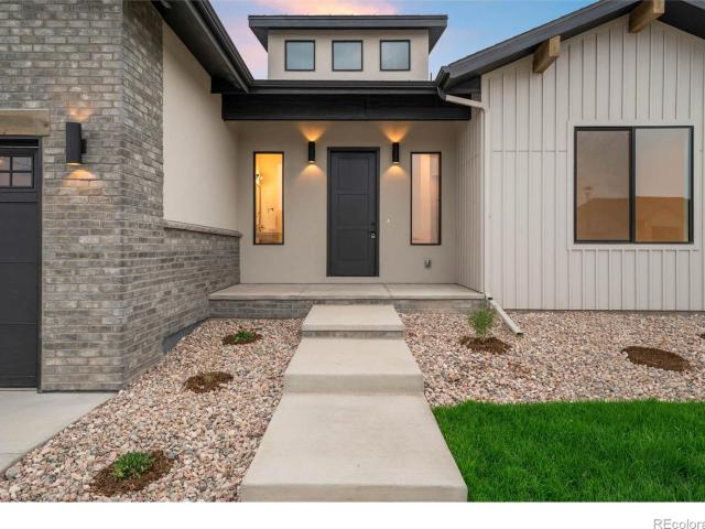 23 Snowcap Drive