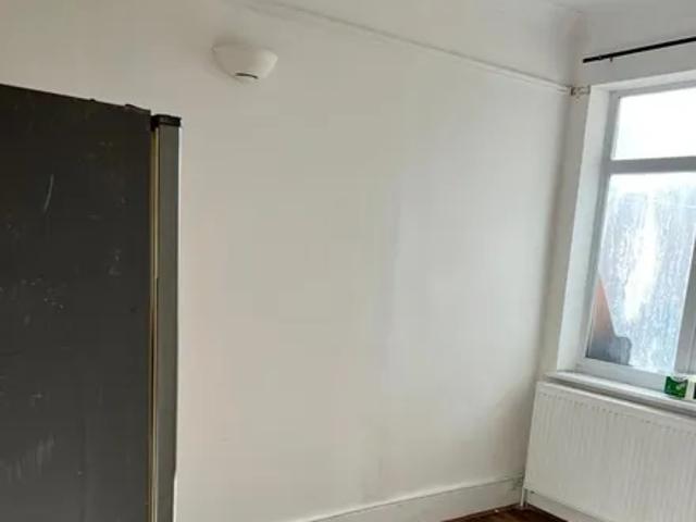 23 St Stephen's Road, Enfield Wash, London, EN3 5UH, United Kingdom | Room for rent #140543796 | Rentberry