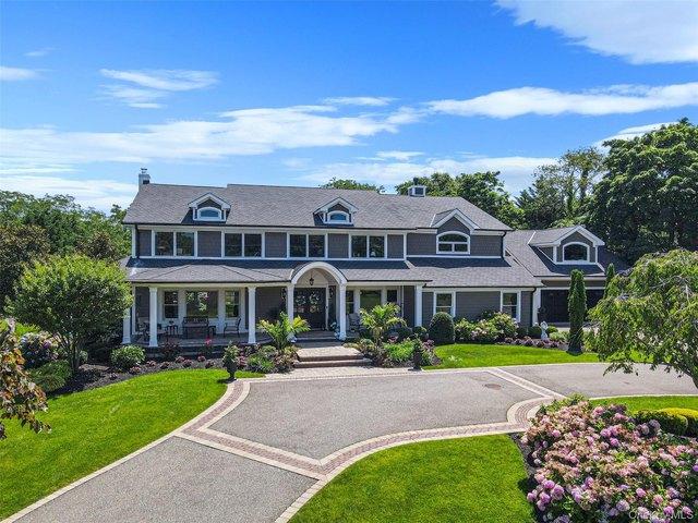 23 Steers Ave, Northport, NY 11768