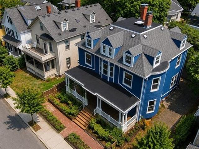 23 Summit Ave, Somerville, MA 02143