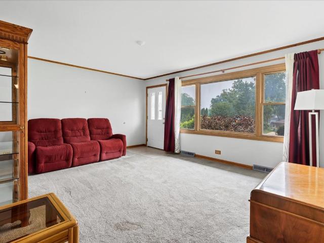23W566 Bryn Mawr Avenue