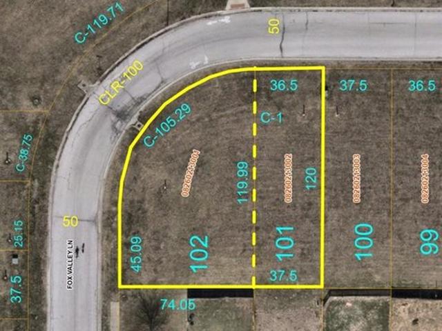 2004/2000 Camrose Green St, Belleville, IL 62220