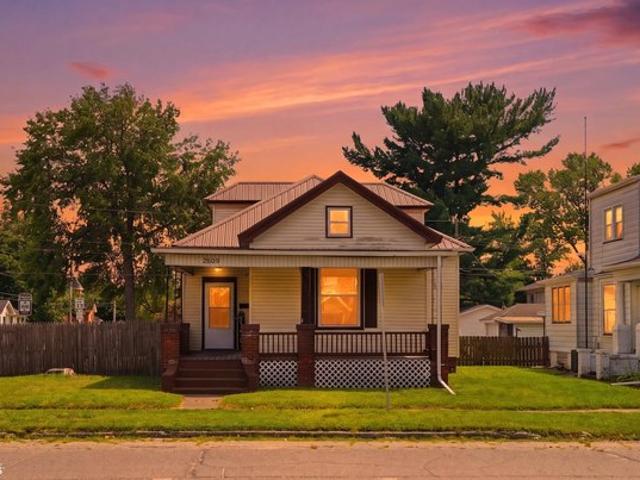 2004 Avenue H, Fort Madison, IA 52627