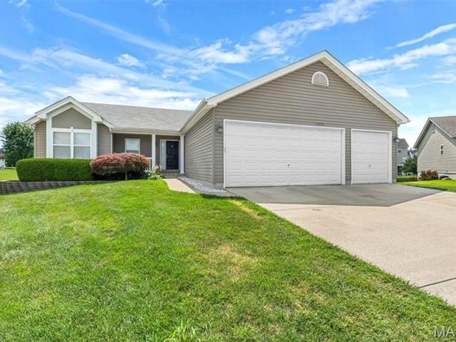 2004 Abby Ct, Lake Saint Louis, MO 63367