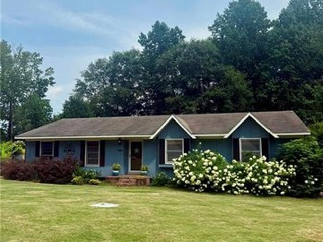 2004 Baton Ct, Opelika, AL 36801
