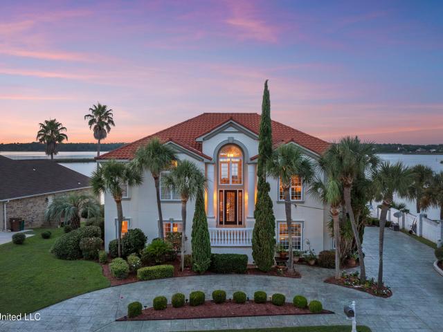 2004 Bayou Laporte Dr, Biloxi, MS 39531 | MLS #4146