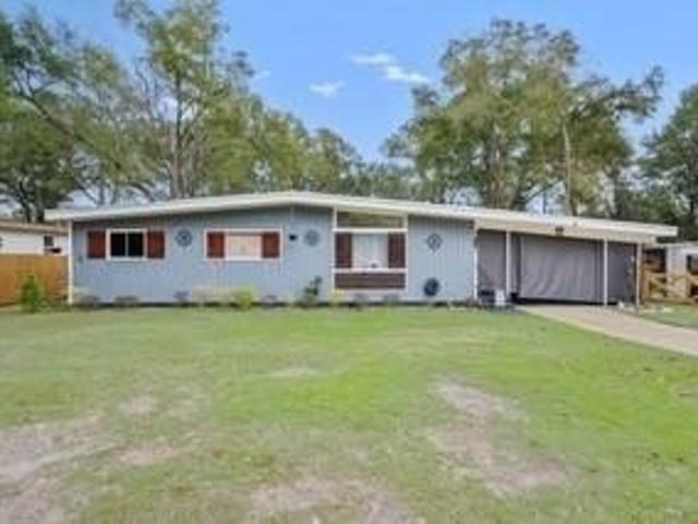 2004 W Beau Terra Dr, Mobile, AL 36618