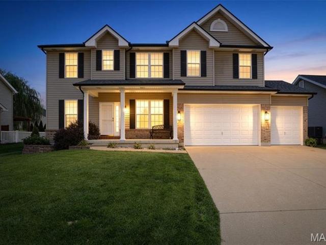 2004 Belmont Dr, Festus, MO 63028