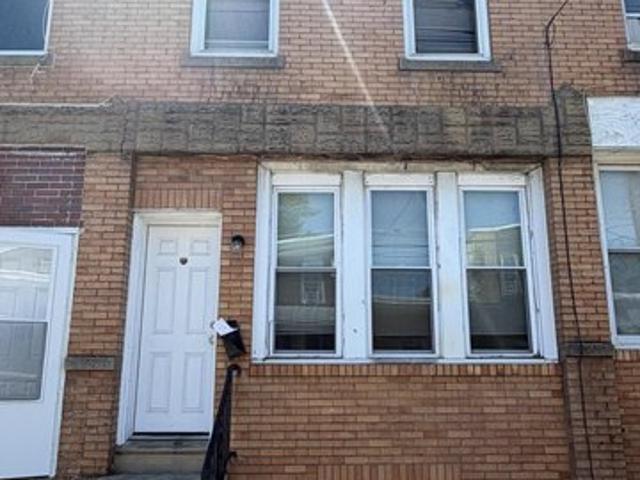 2004 Bridge St, Philadelphia, PA 19124