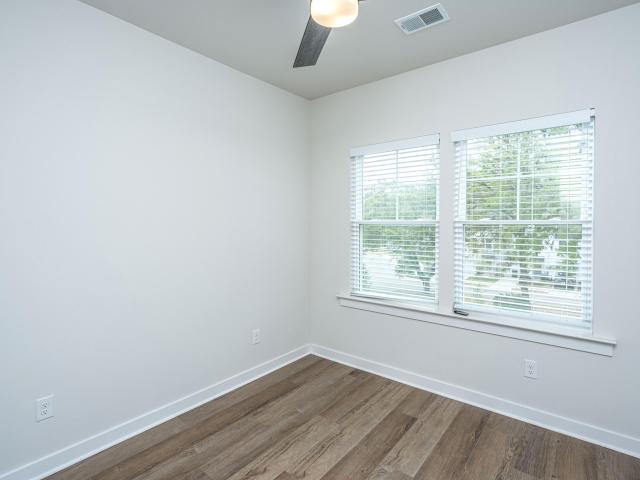 2004 Callaway Cir, Hanahan, SC 29410 | MLS #26009