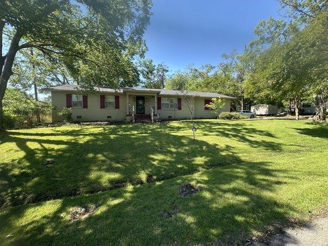 2004 E 6th St, Corinth, MS 38834
