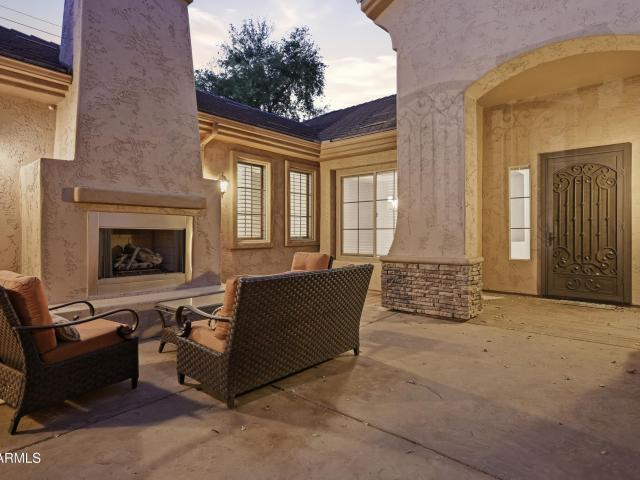 2004 E Canyon Pl, Chandler, AZ 85249 | Compass