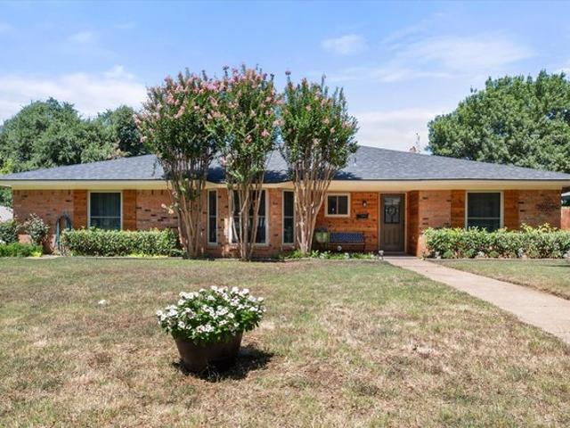 2004 Ford St, Arlington, TX 76013
