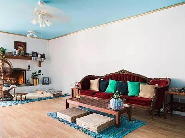 2004 Krizan Ave