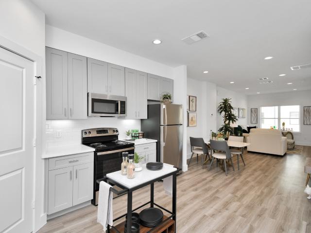 2004 Laverne Willow Ln, Unit B, Houston, TX 77080 | MLS #41549