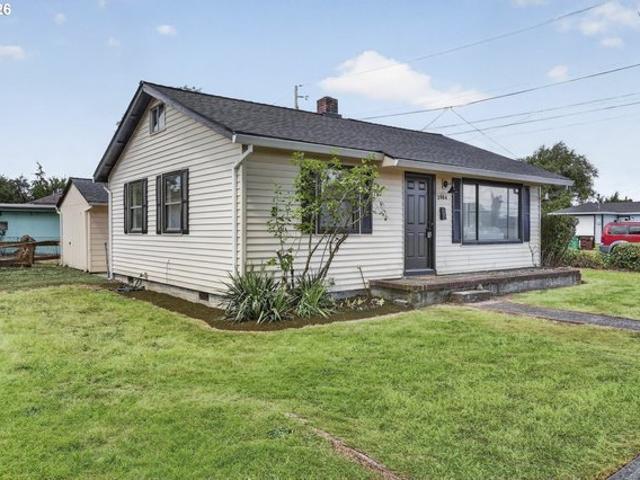 2004 Tualatin St, Saint Helens, OR 97051