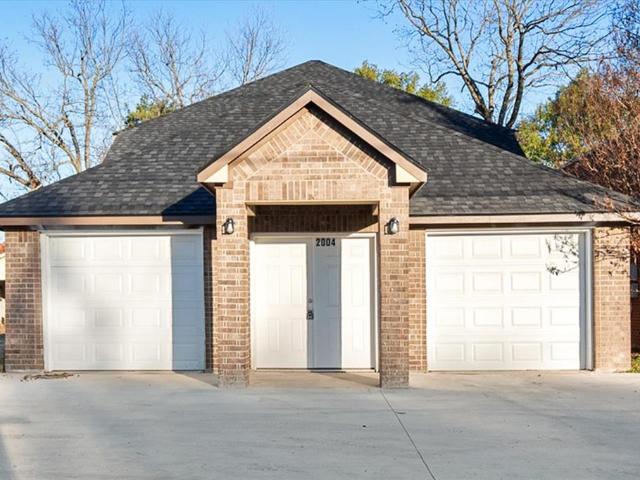 2004 W 2nd Ave, Corsicana, TX 75110 | MLS #21133 | Compass