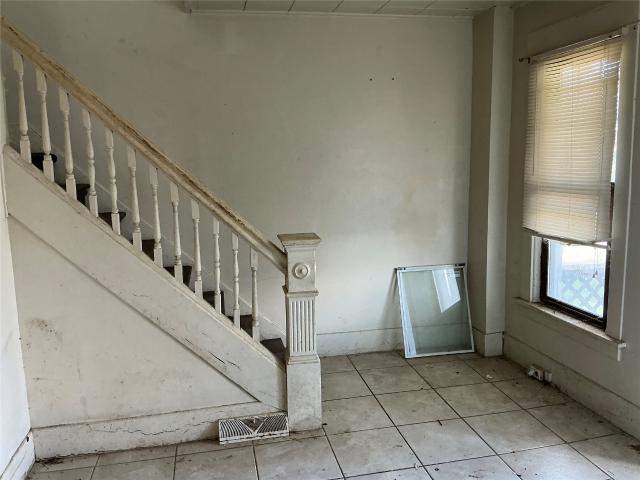 2004 whitley avenue