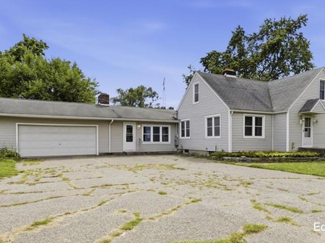 2004 101st Ave, Otsego, MI 49078