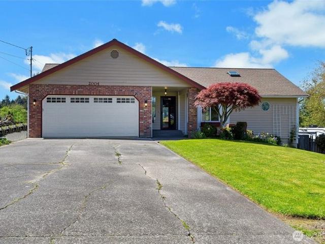 2004 7th St SW, Puyallup, WA 98371