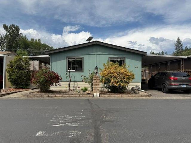 20055 OR 62 Unit 42, Shady Cove, OR 97539