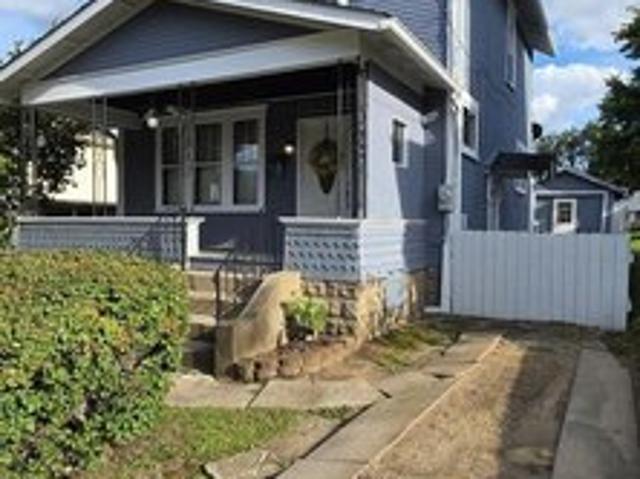 2005 Meighen Ave, Moundsville, WV 26041