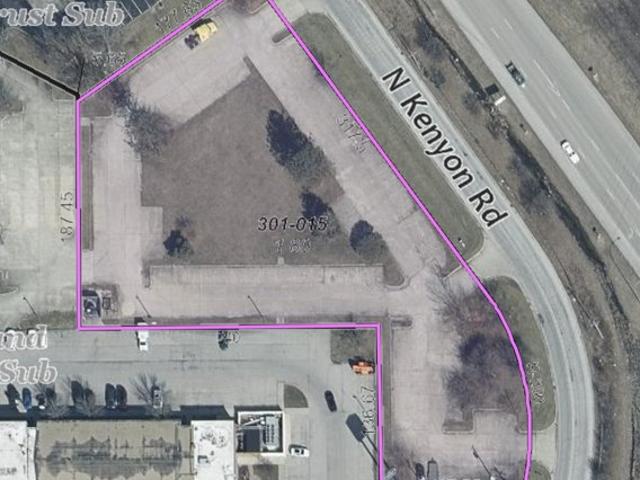 2005 N Kenyon Rd, Urbana, IL 61802