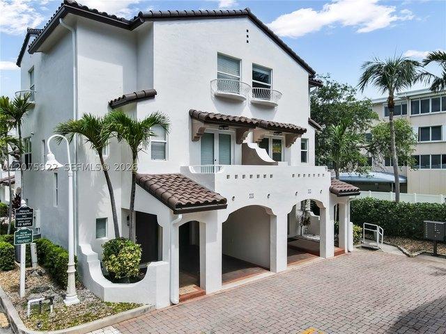 2005 Oceanwalk Ter, Lauderdale By The Sea, FL 33062