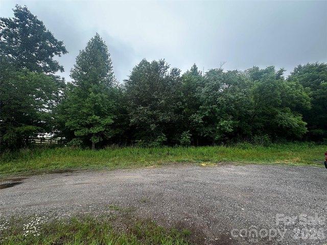 2005 Cheatham Ford Rd, Hiddenite, NC 28636