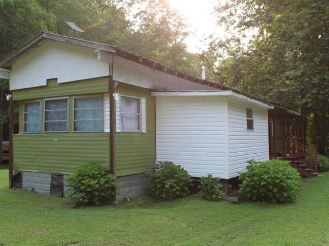 2005 Cleveland Rd, Hacker Valley, WV 26222